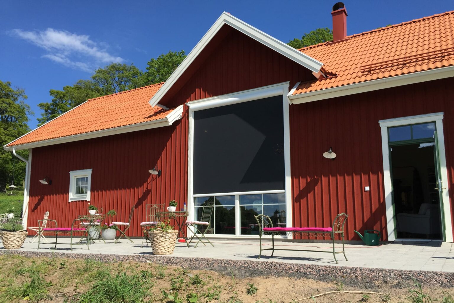 Måttanpassade markiser i Stockholm - Haga Solskydd