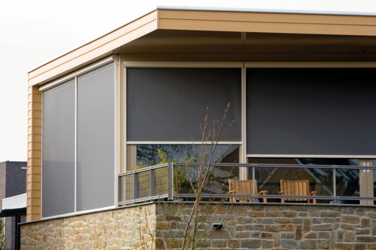 Måttanpassade markiser i Stockholm - Haga Solskydd